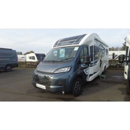 Swift Escape 674