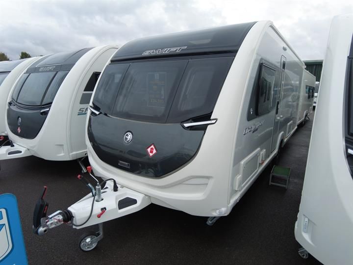2024 Swift Challenger Exclusive 580 with motormover